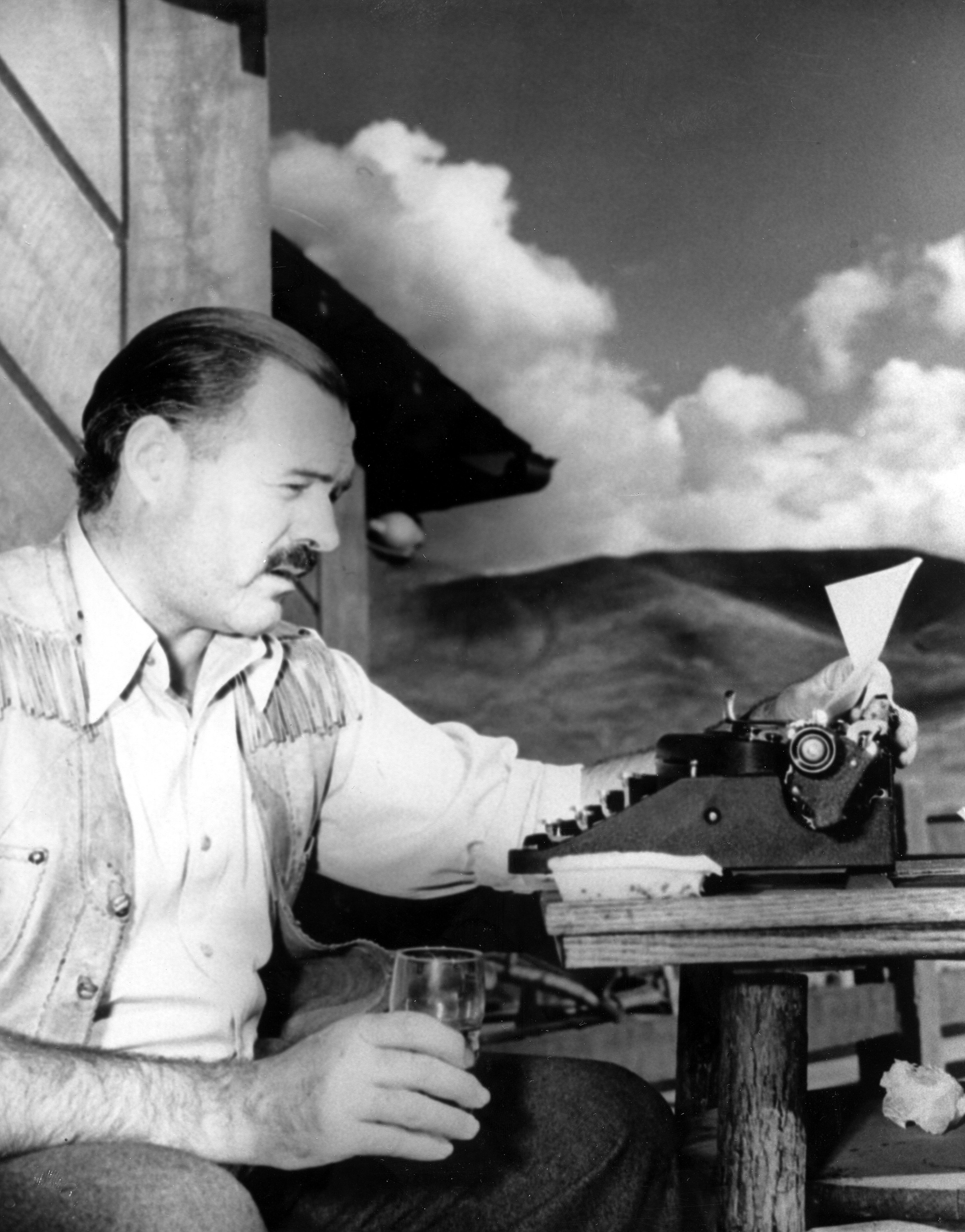 Famous Authors’ Typewriters – Biblioklept